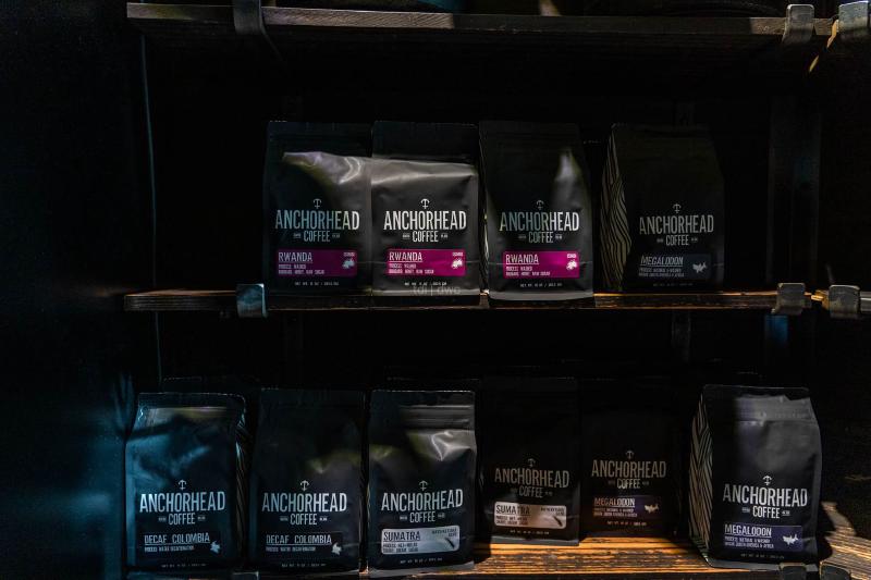 🍽️ 2024/Q3 西雅圖 Anchorhead Coffee – 音訊工程師以冷萃咖啡起家，搭配溫暖可頌的工作好地方 (24P ...