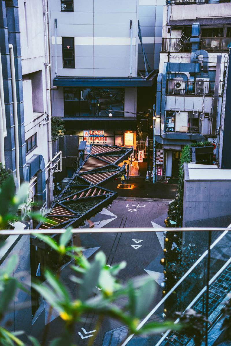 🍽️ 2023/Q4 Coffee Bar Fuglen Tokyo Shibuya Tokyo - Norwegian coffee ...