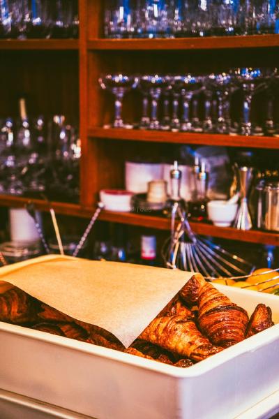 🍽️ 2023/Q4 Coffee Bar Fuglen Tokyo Shibuya Tokyo - Norwegian coffee ...